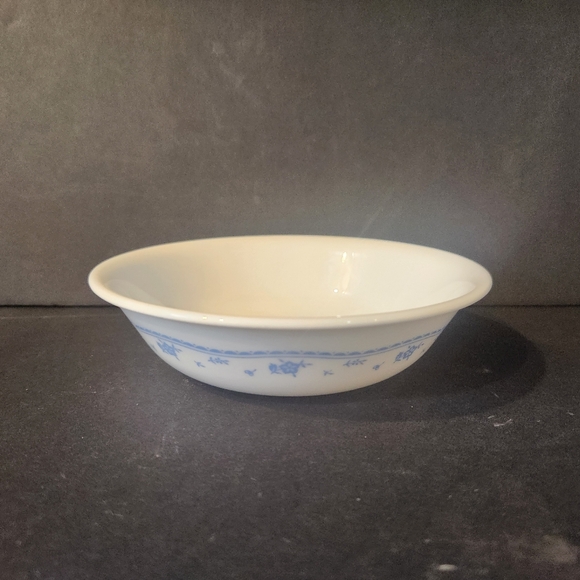 Corelle | Dining | Discontinued Corelle Morning Blue 8 Oz Berry Bowl ...